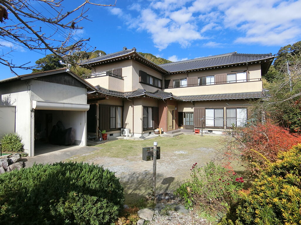 館山市東長田 3SLDK＋2SLDK【静かな農村環境に佇む二世帯邸宅】 | 南総ユニオン